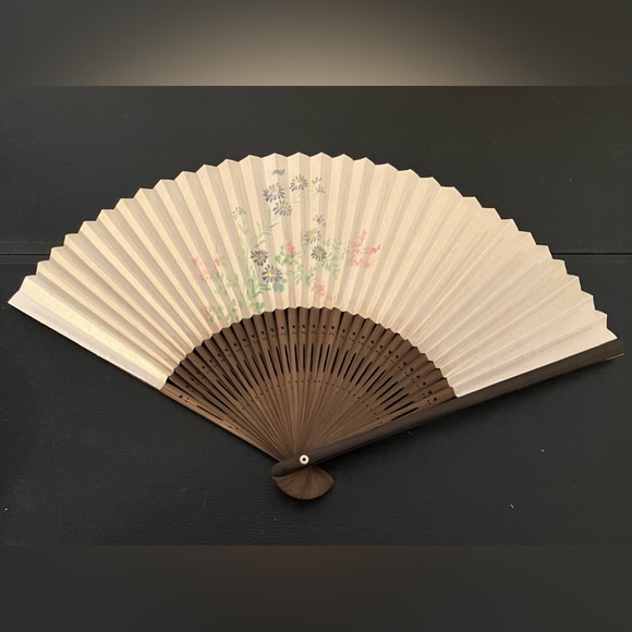 Accents | Vintage Japanese Ladies Folding Paper Hand Fan | Poshmark